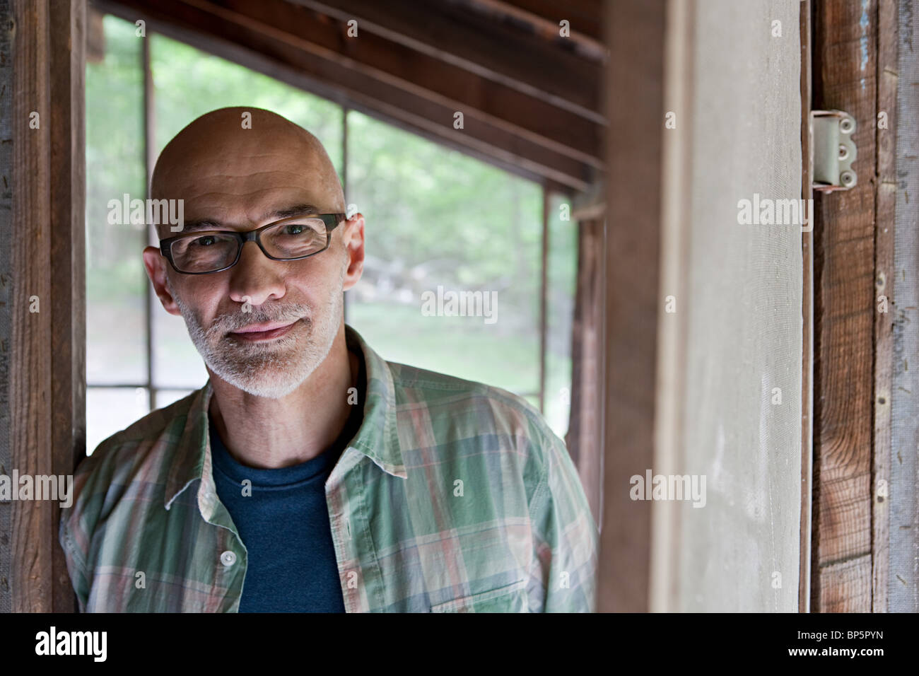Old portrait man made hi-res stock photography and images - Alamy