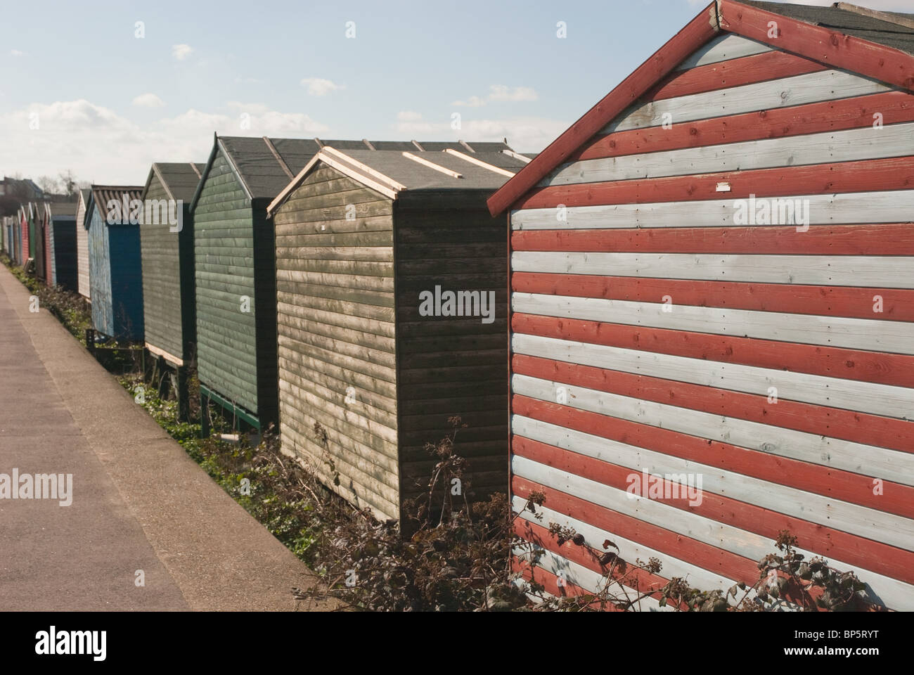 Beach huts in whitstable, kent, uk Stock Photo - Alamy