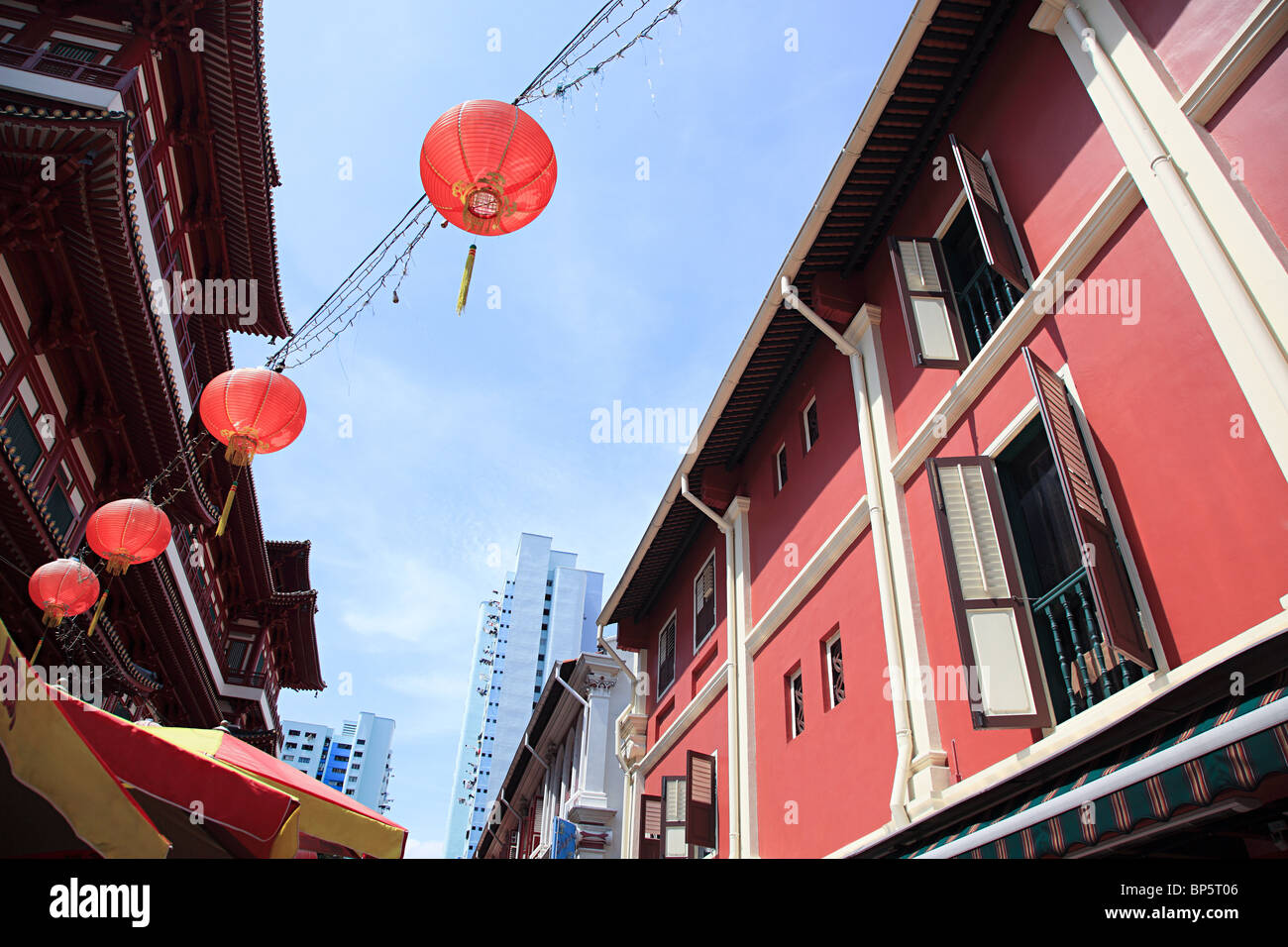 Temple street in china town, singapore Stock Photo - Alamy
