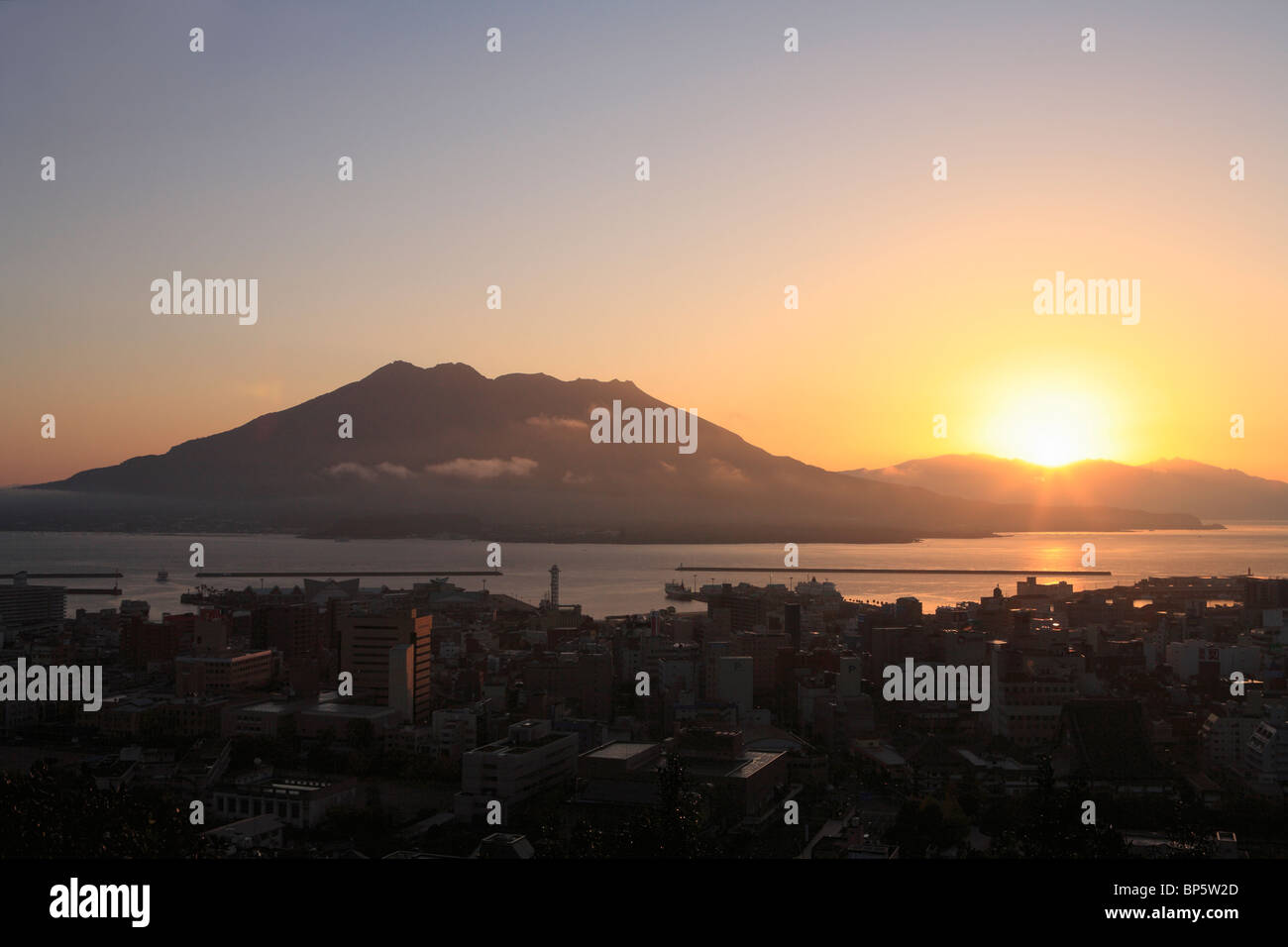 Sakurajima kagoshima hi-res stock photography and images - Alamy