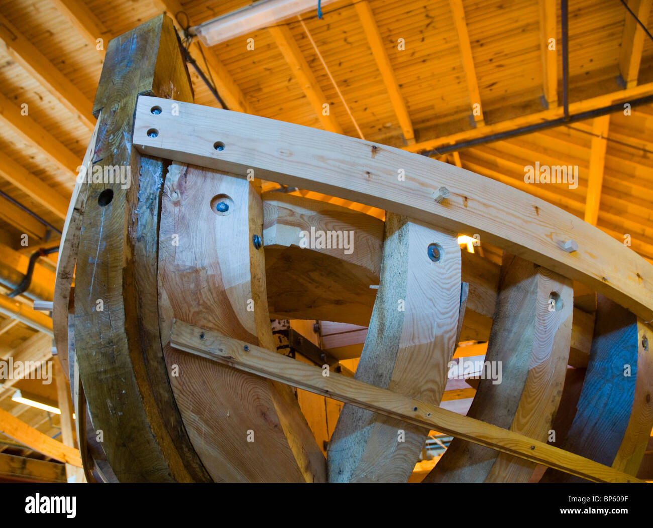 Traditional boat building technique hi-res stock photography and images ...