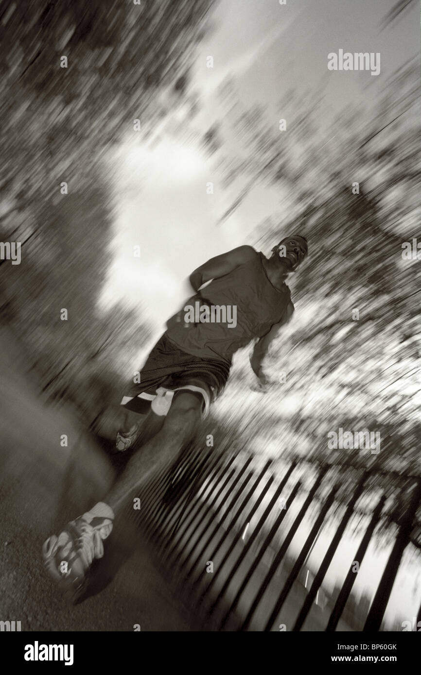 Male athlete on a running track hi-res stock photography and images - Alamy