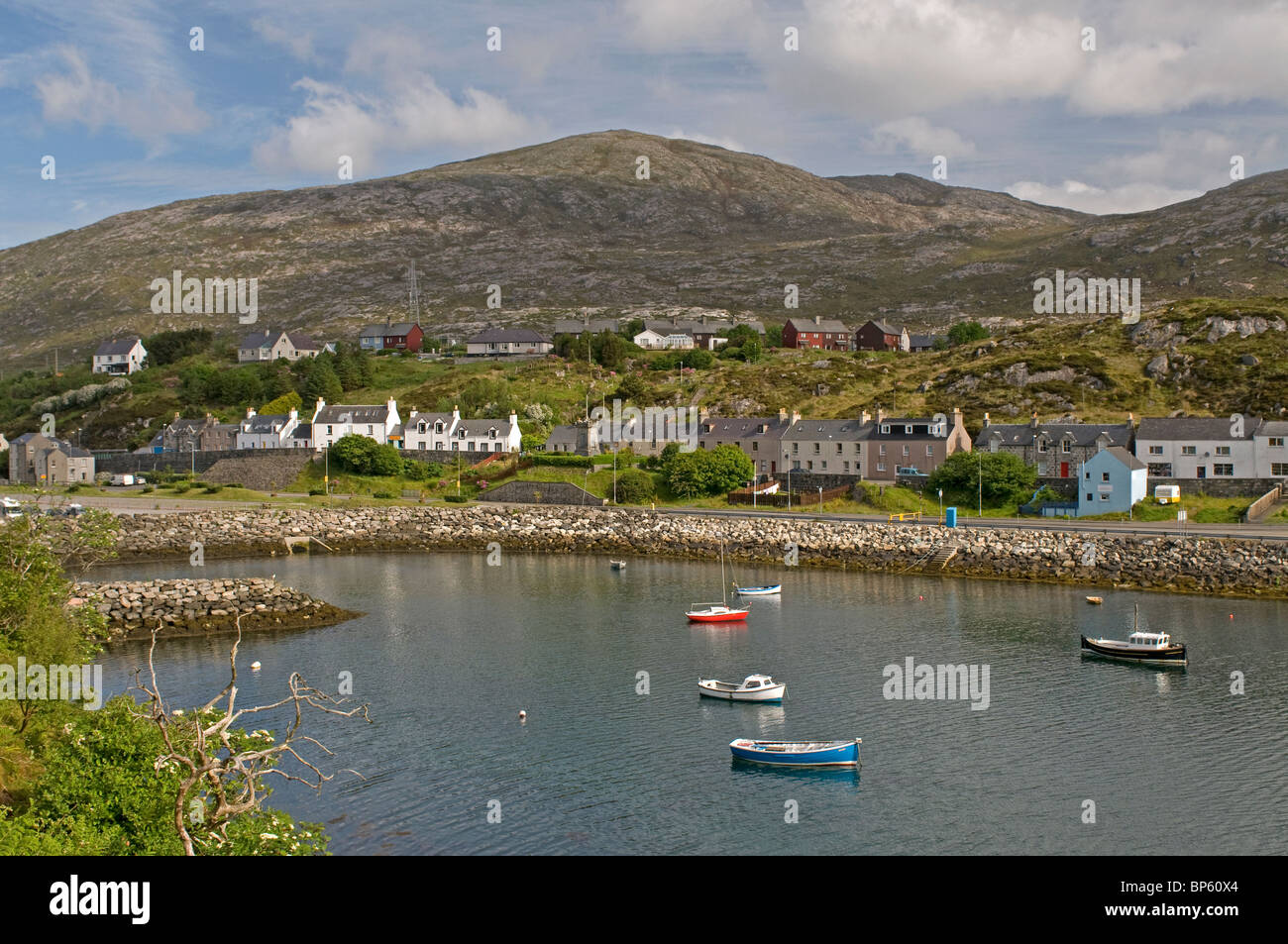 Harris tweed hebrides hi-res stock photography and images - Alamy