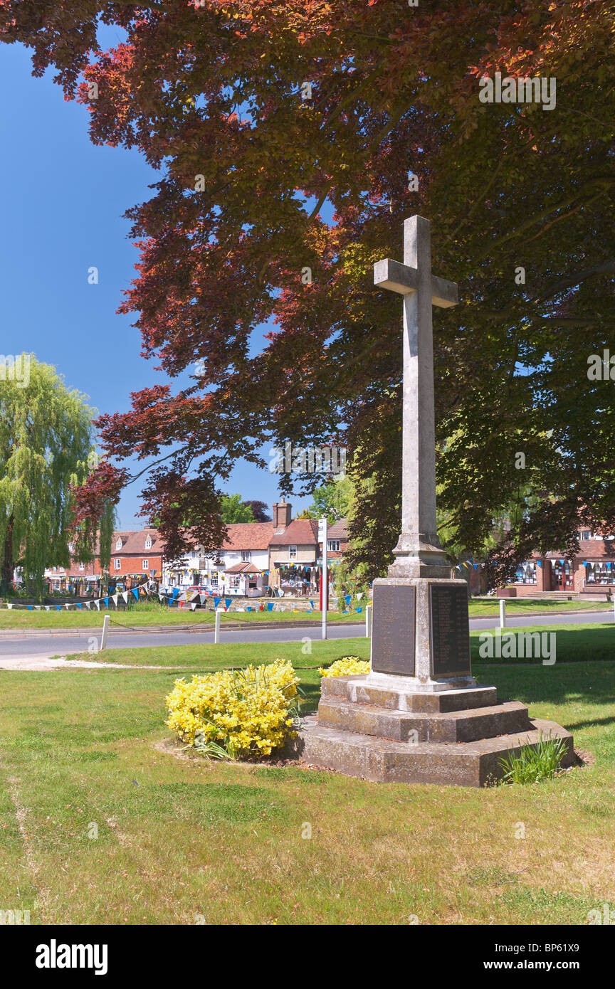 Otford duck pond center village hi-res stock photography and images - Alamy