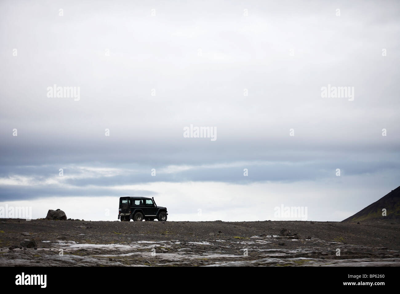 Land Rover Defender 90 300 TDI in the interior highlands of Iceland ...