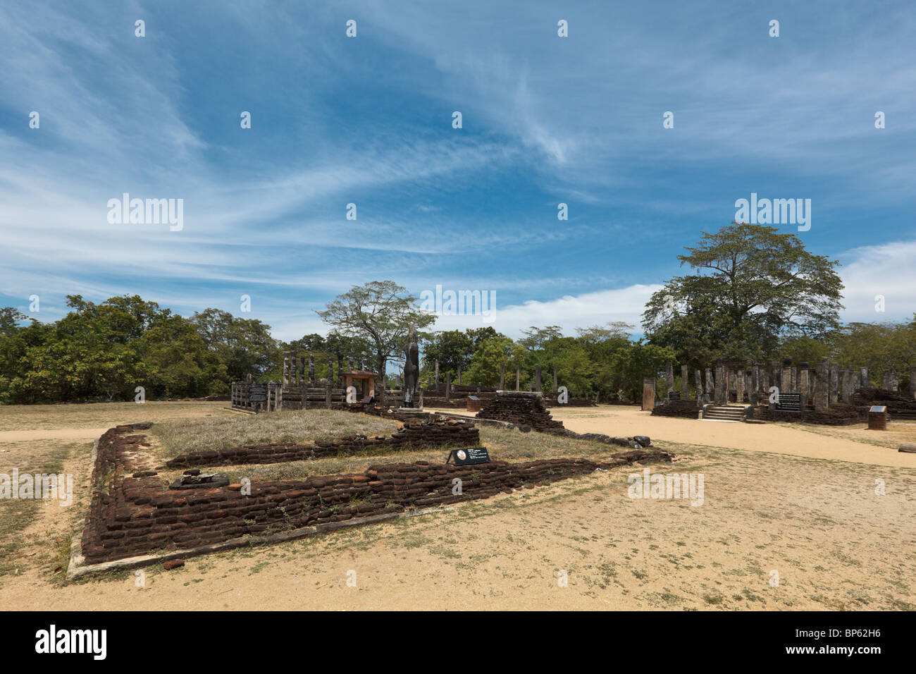 Ancient buildings day outdoors pillars ruins stone sunny walls lanka hi ...