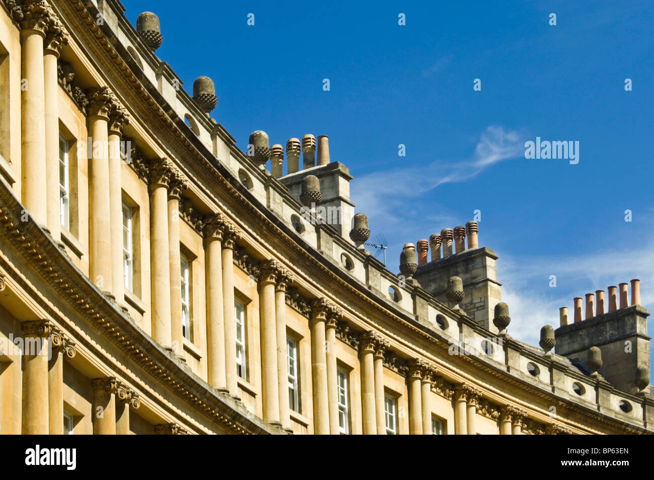 Bath stone front architecture curved hi-res stock photography and ...