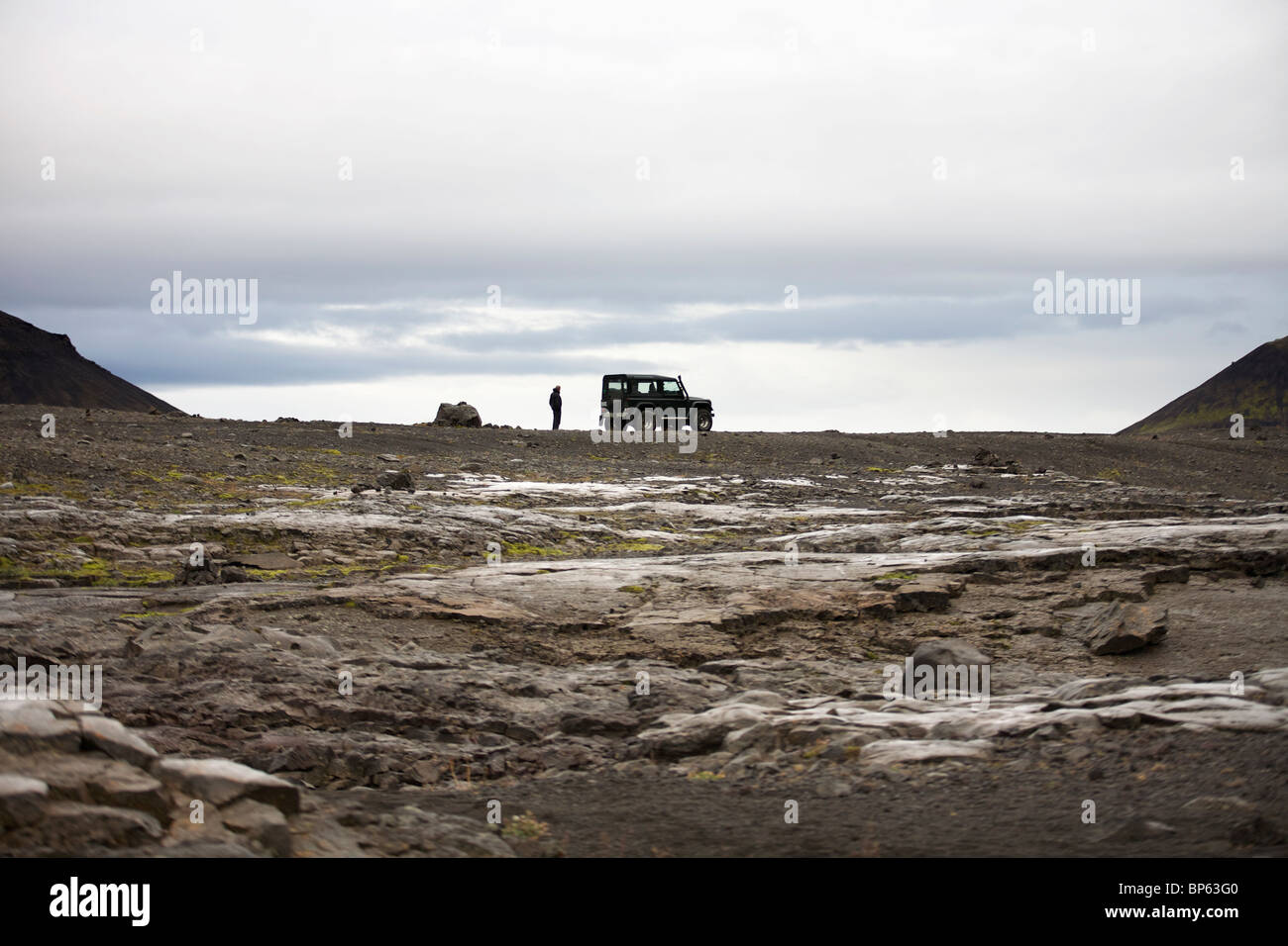Land Rover Defender 90 300 TDI in the interior highlands of Iceland ...