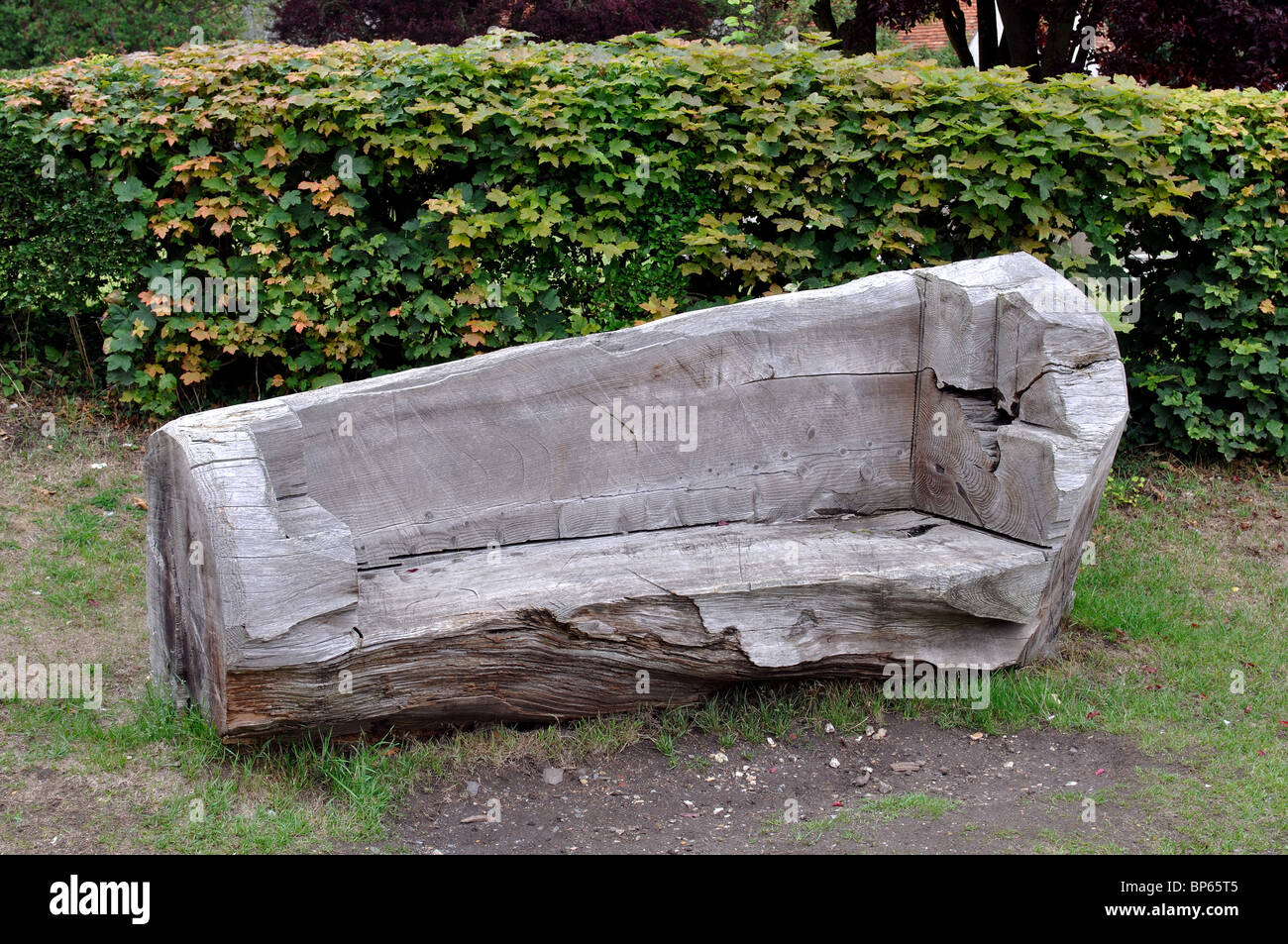 Large wooden bench hi-res stock photography and images - Alamy