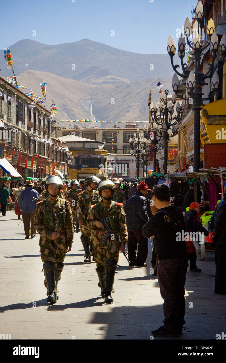 The Chinese army patrol the Barkhor square in central Lhasa,Tibet Stock ...