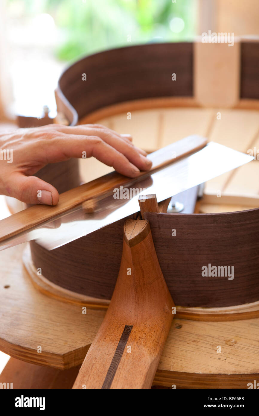 Guitar maker hi-res stock photography and images - Alamy