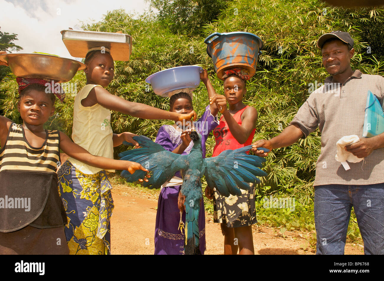 Roadside bushmeat sellers Stock Photo - Alamy