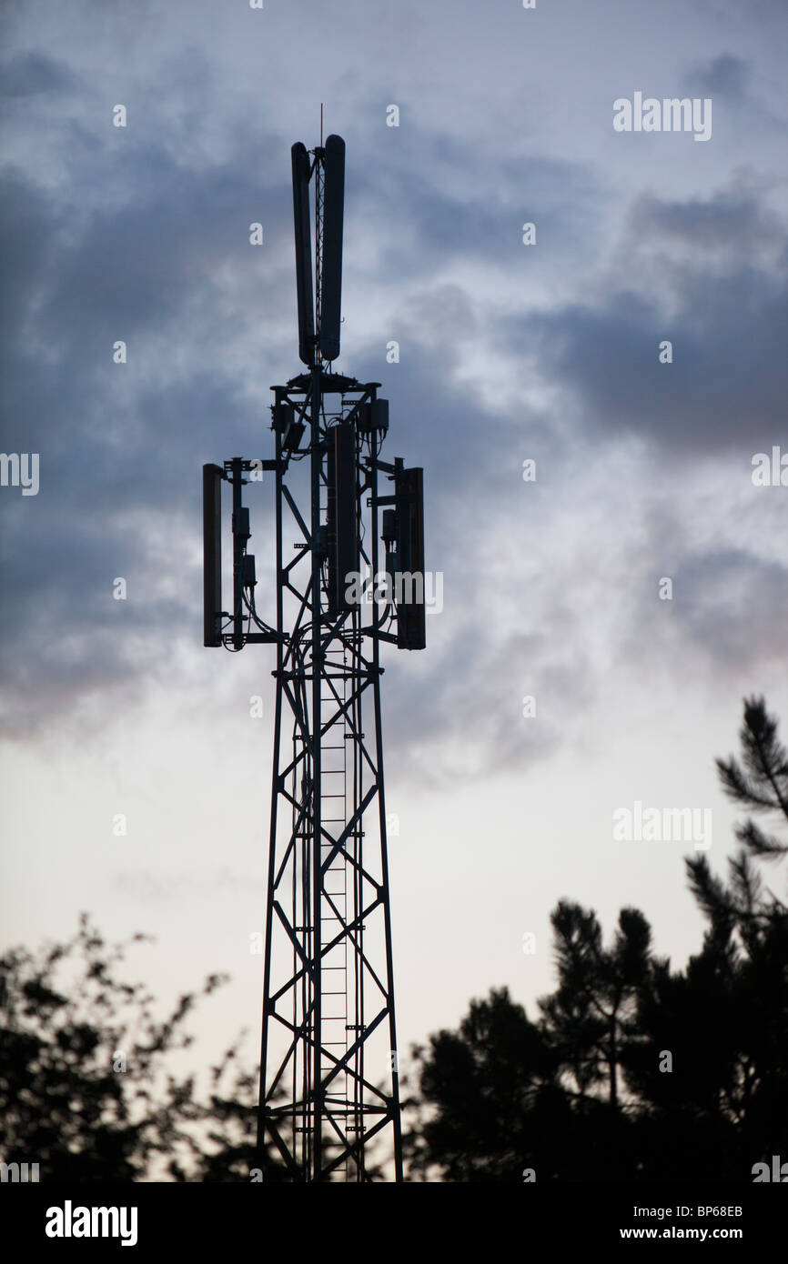 Phone mast norfolk hi-res stock photography and images - Alamy