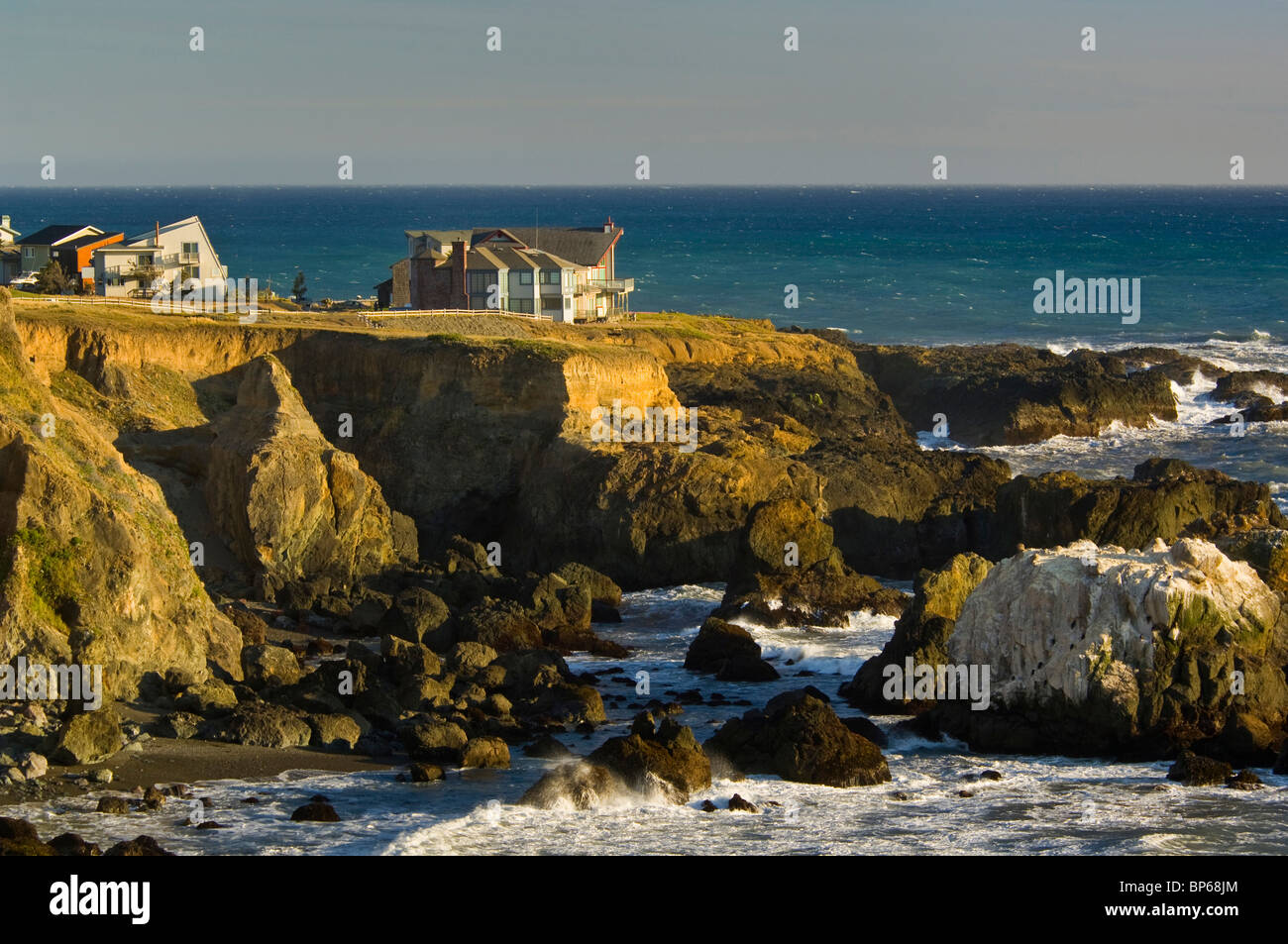 Coastal cliff bluffs california homes High Resolution Stock Photography ...