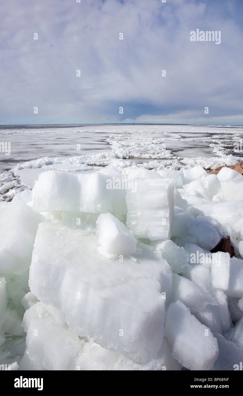 Ice block edge hi-res stock photography and images - Alamy