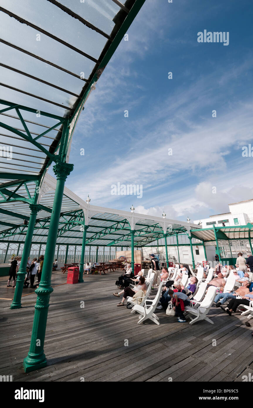 The sundeck hi-res stock photography and images - Alamy