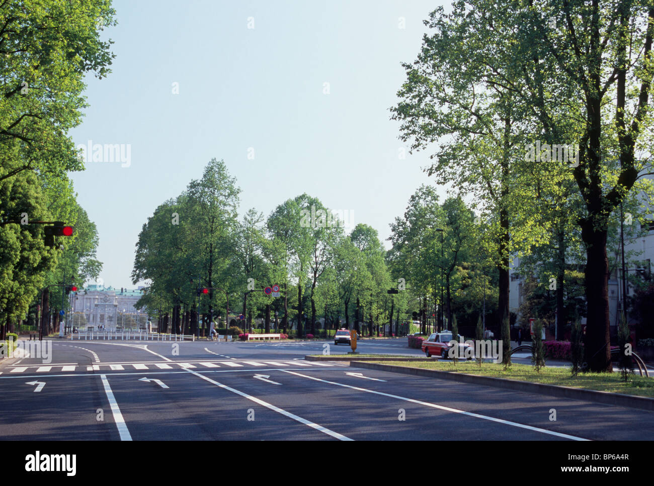 Yotsuya tokyo hi-res stock photography and images - Alamy