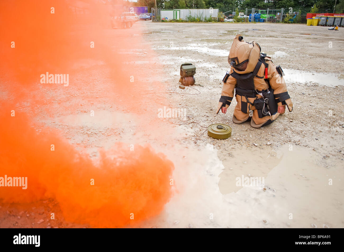 Bomb Suit, EOD Suit, Bomb Disposal Stock Photo - Alamy