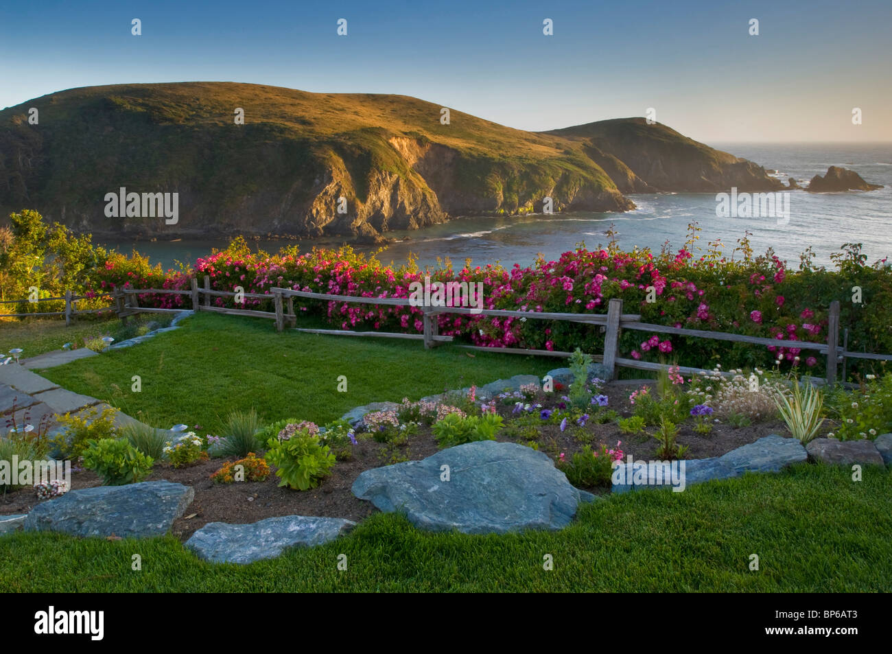 Coastal garden america hi-res stock photography and images - Alamy