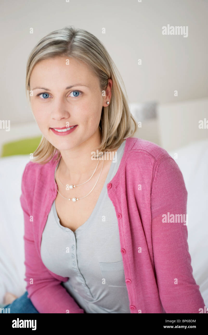 Portrait of a woman smiling Stock Photo - Alamy