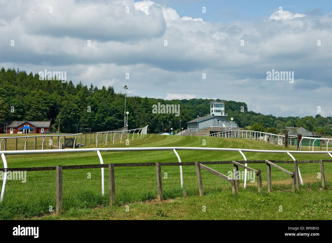 Cartmel racecourse hi-res stock photography and images - Alamy