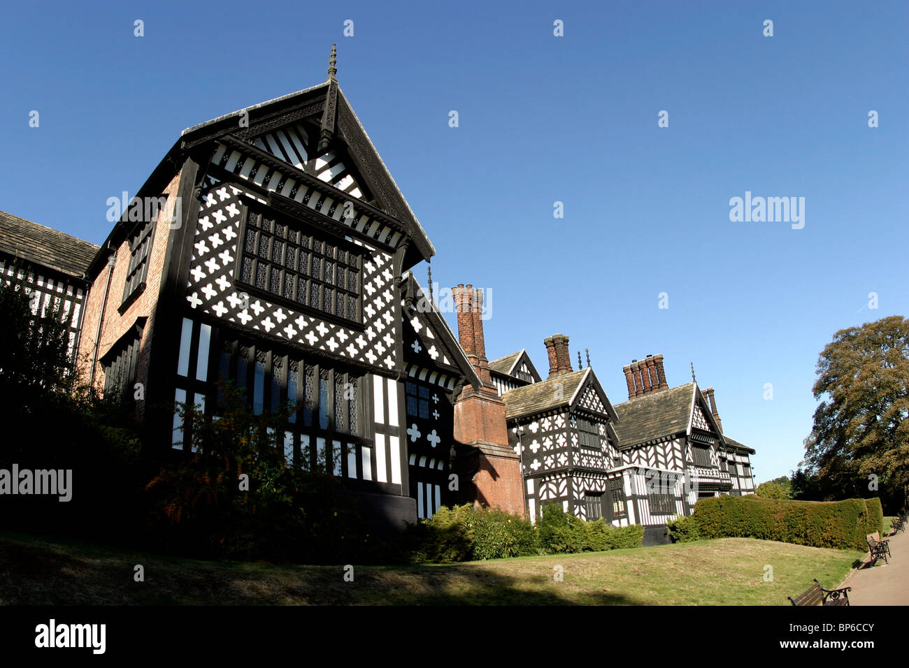 England, Cheshire, Stockport, Bramhall, Bramall Hall, Elizabethan half ...