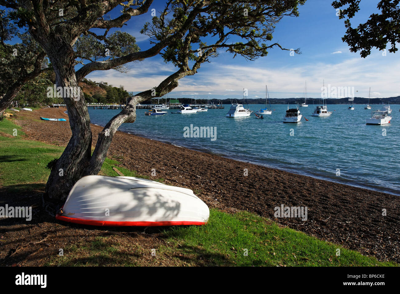 Waterfront views on Russell beach in New Zealand Stock Photo - Alamy