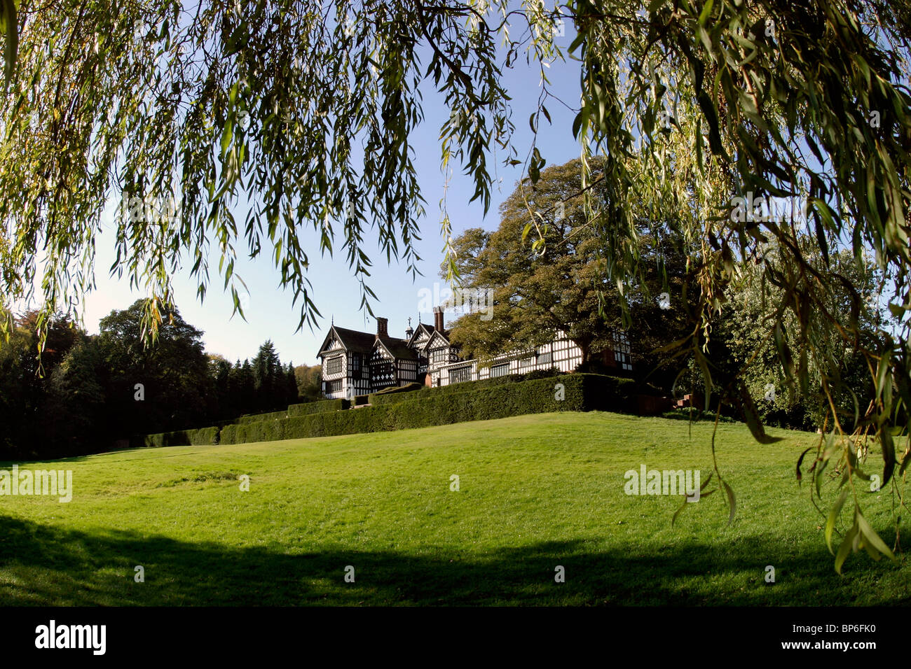 England, Cheshire, Stockport, Bramhall, Bramall Hall, Elizabethan half ...