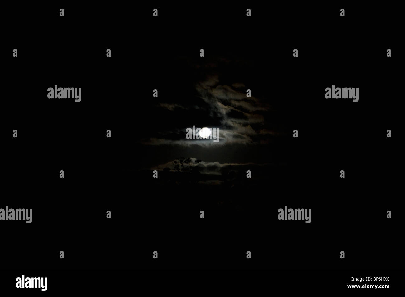 Full moon with clouds hi-res stock photography and images - Alamy