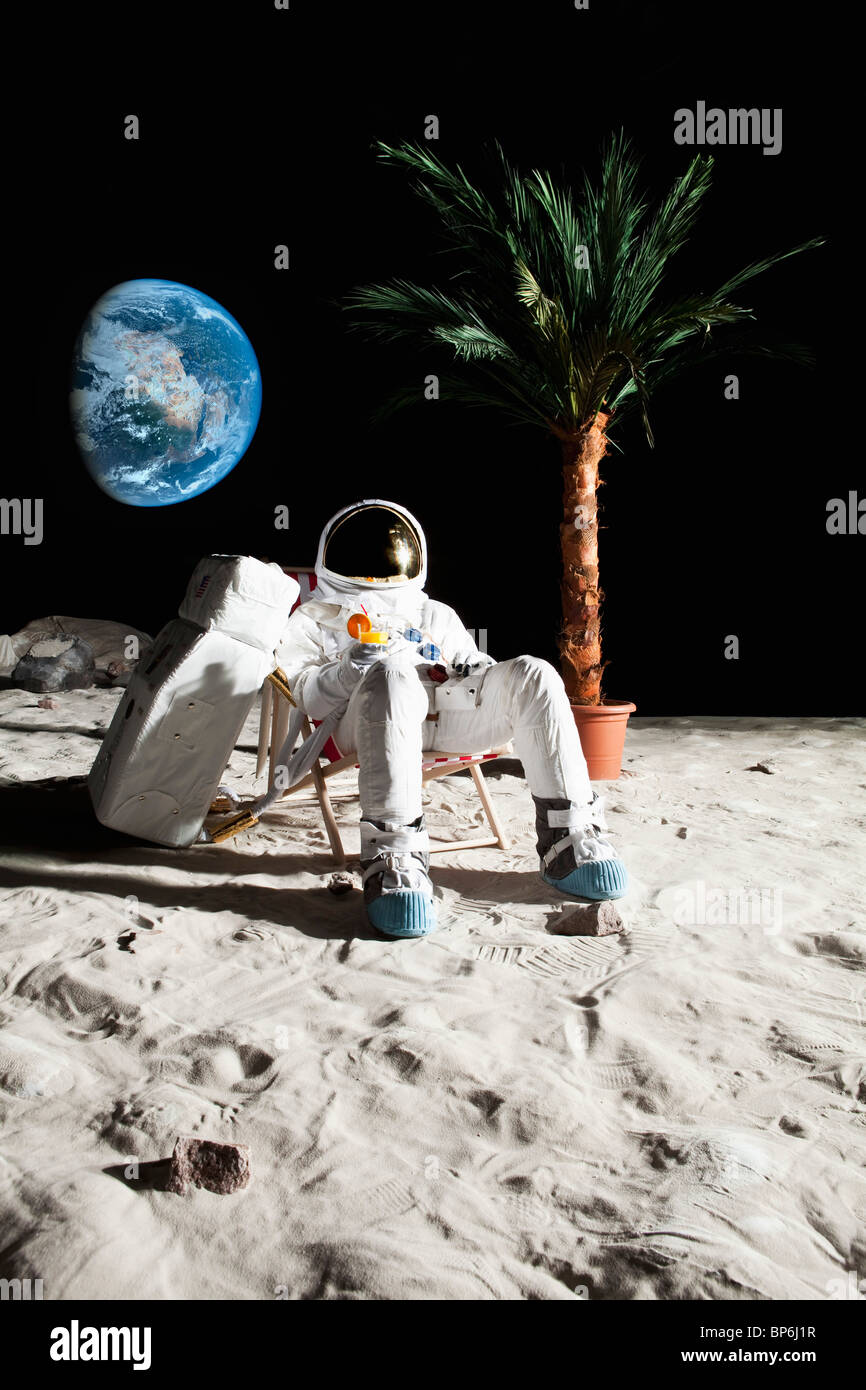 Astronaut in space chair hi-res stock photography and images - Alamy