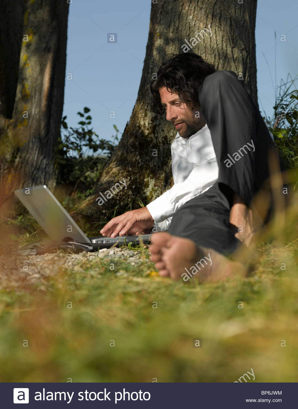 Lying Under Tree Stock Photos & Lying Under Tree Stock Images - Alamy