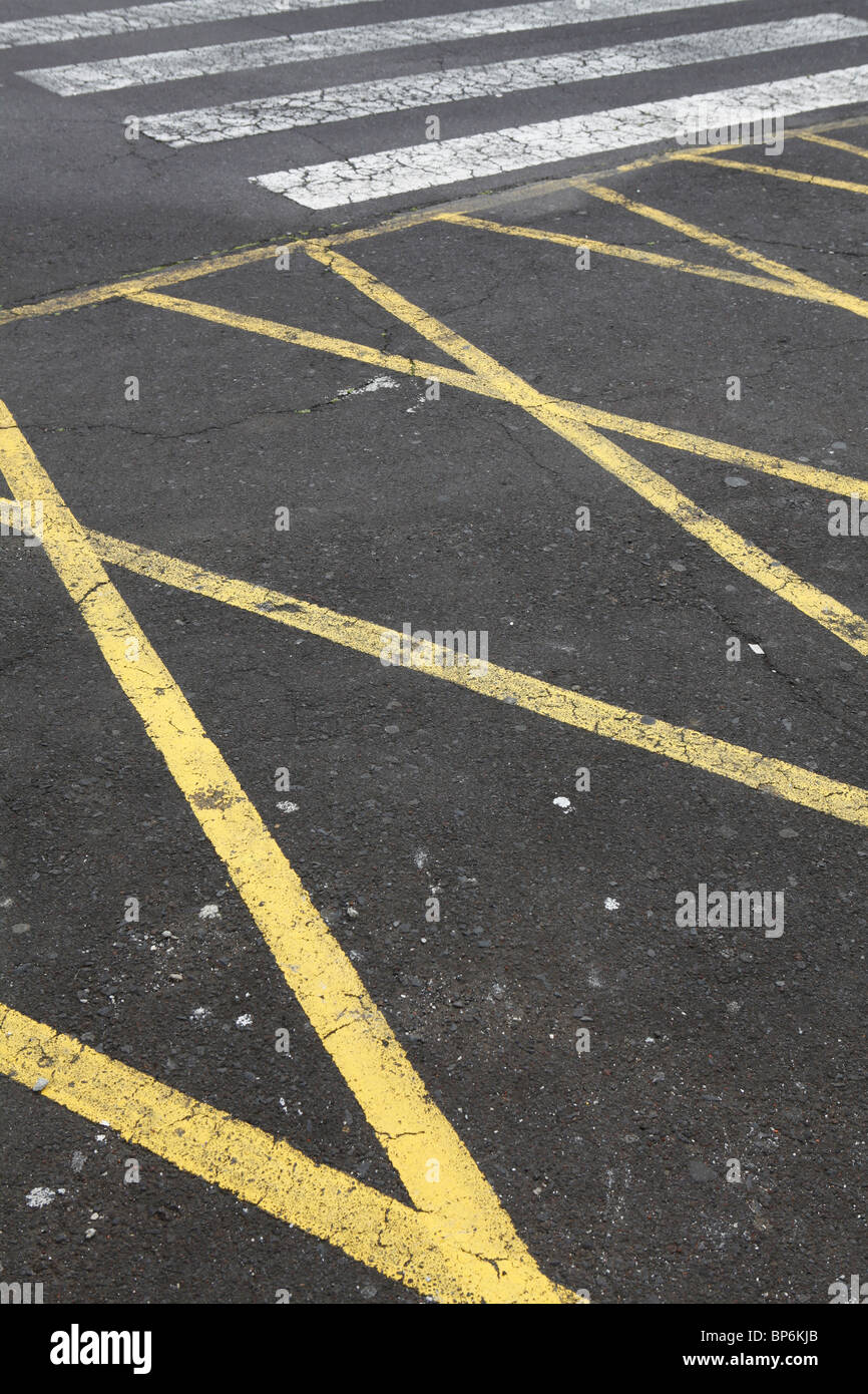 Detail of painted lines on asphalt Stock Photo - Alamy