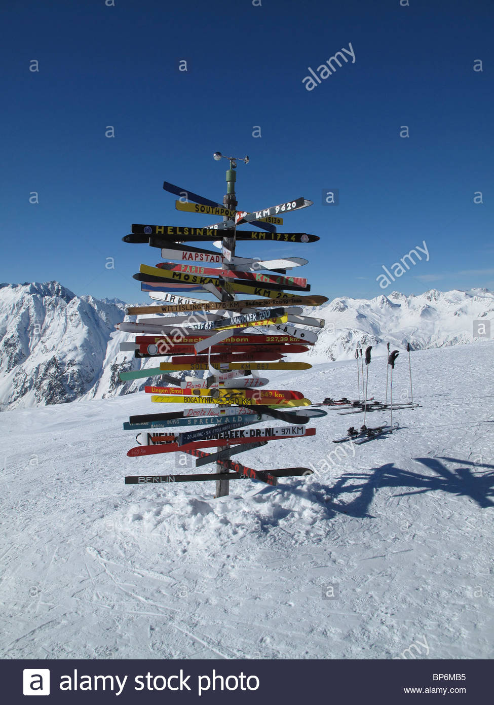 Switzerland Border Sign Stock Photos & Switzerland Border Sign Stock ...