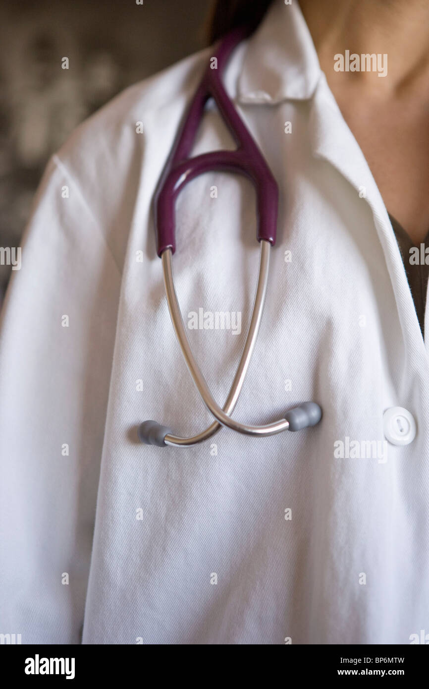 Doctors hi-res stock photography and images - Alamy