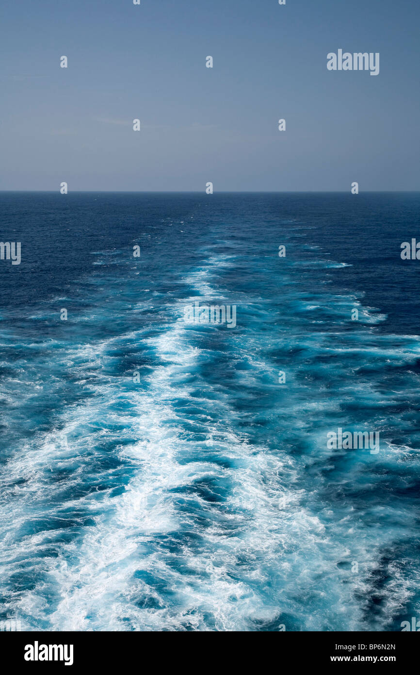 Wake of a boat Stock Photo - Alamy