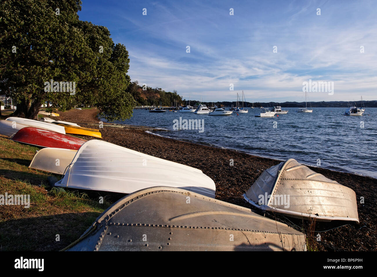 Waterfront views on Russell beach in New Zealand Stock Photo - Alamy