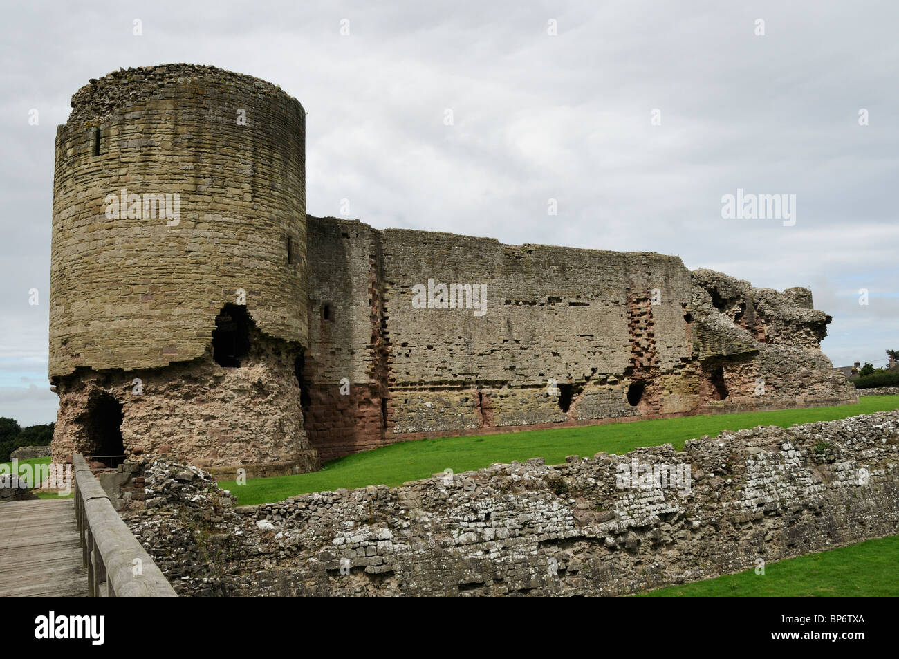 The South Tower and ruins of the twin towers of the East Gateway as ...