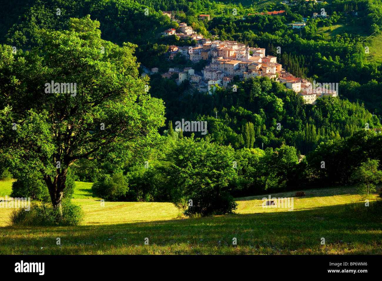 The medieval town of Preci in the Valnerina, Umbria Italy Stock Photo ...