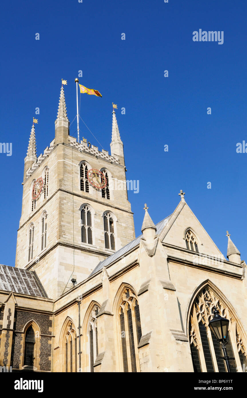 Southwark cathedral hi-res stock photography and images - Alamy