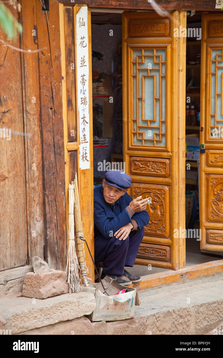 Local man in Shaxi Village, Yunnan Province, China Stock Photo - Alamy