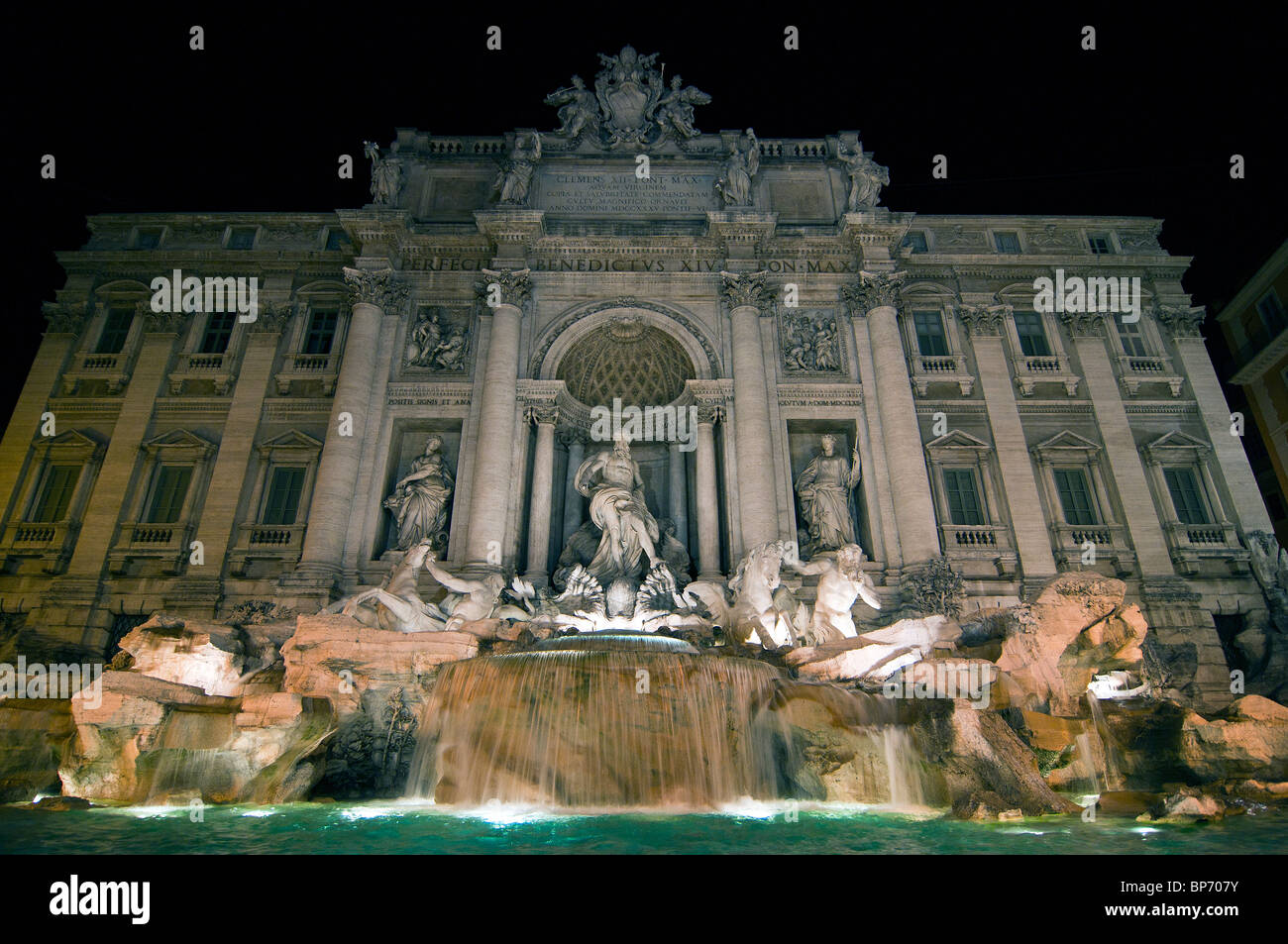 Trevi fountain rome hi-res stock photography and images - Alamy