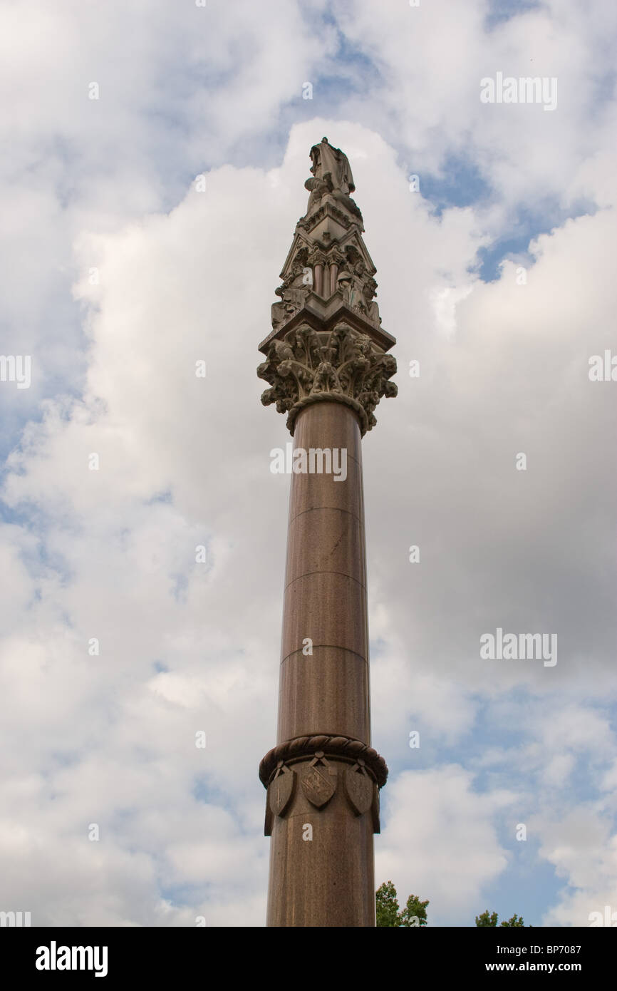 Nelson's column trafalgar square London, England Stock Photo - Alamy