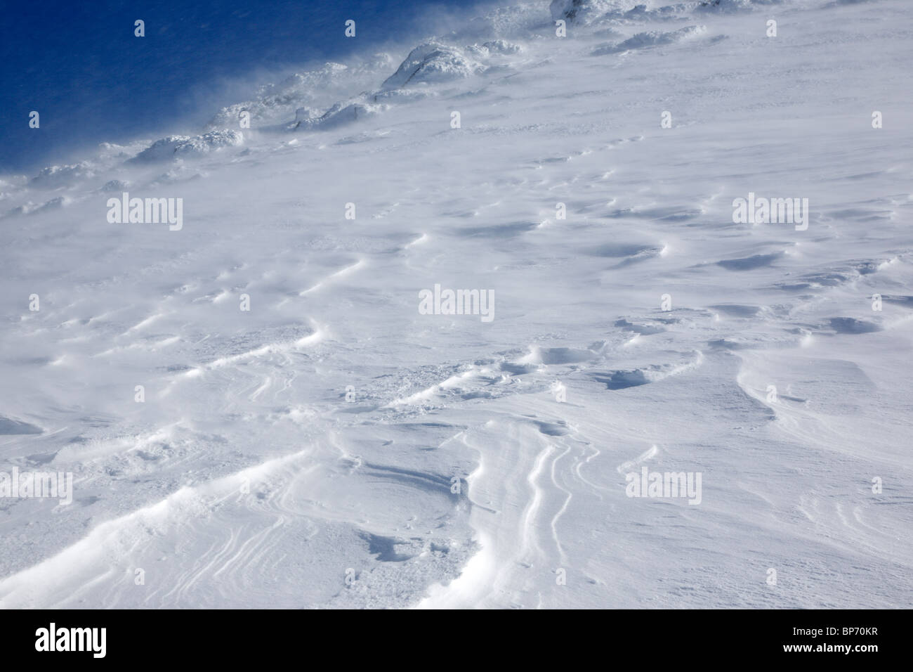 Appalachian Trail - Strong winds cause snow to blow off the summit of ...
