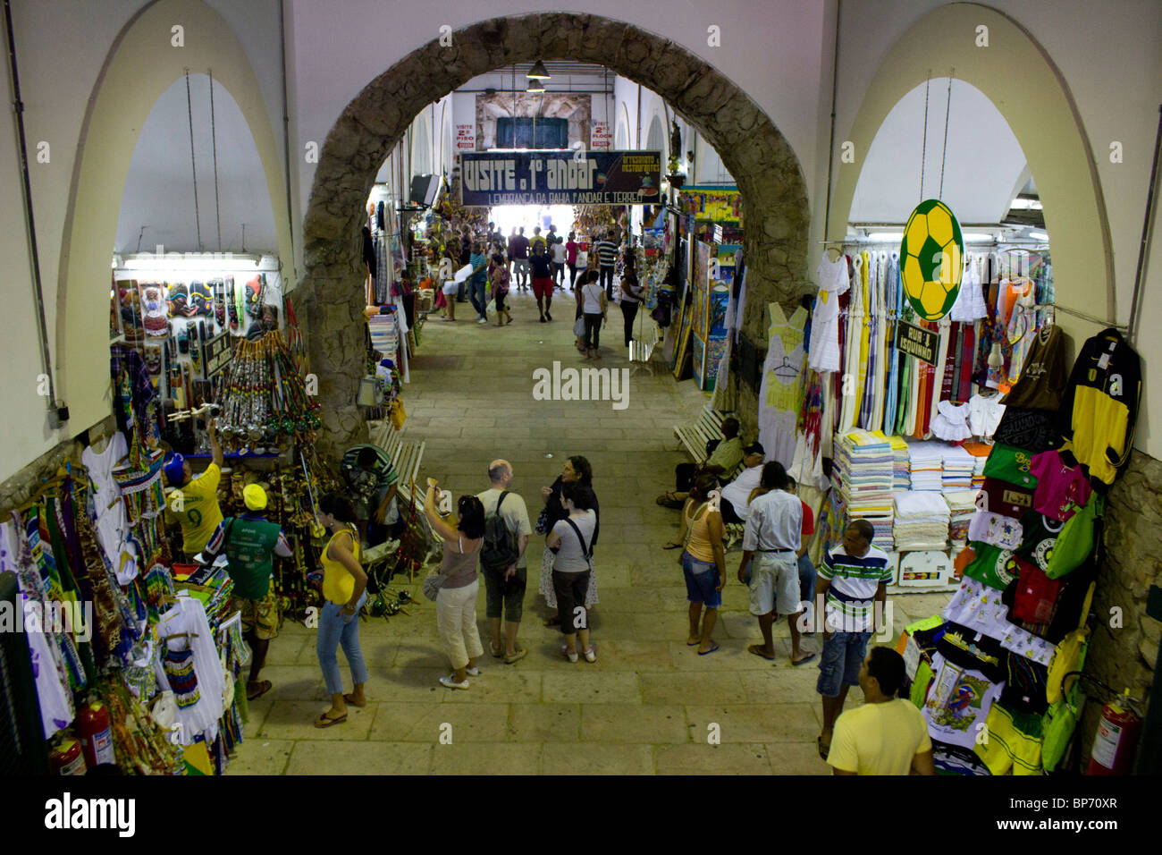 Modelo afro hi-res stock photography and images - Alamy