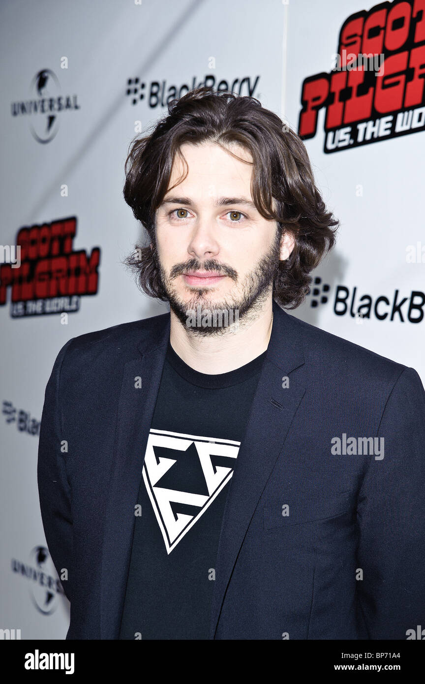 Actor scott wright hi-res stock photography and images - Alamy