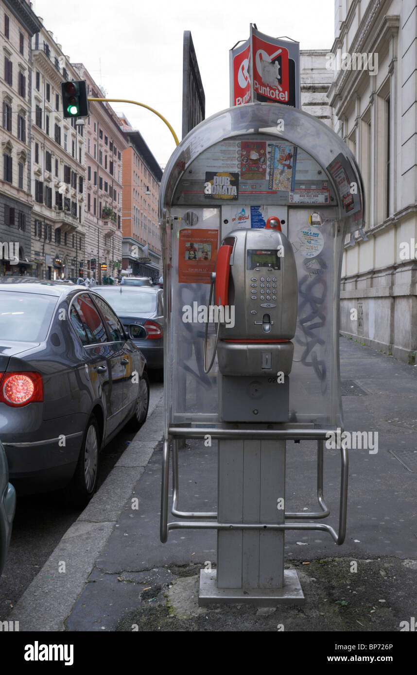Boot of italy hi-res stock photography and images - Alamy