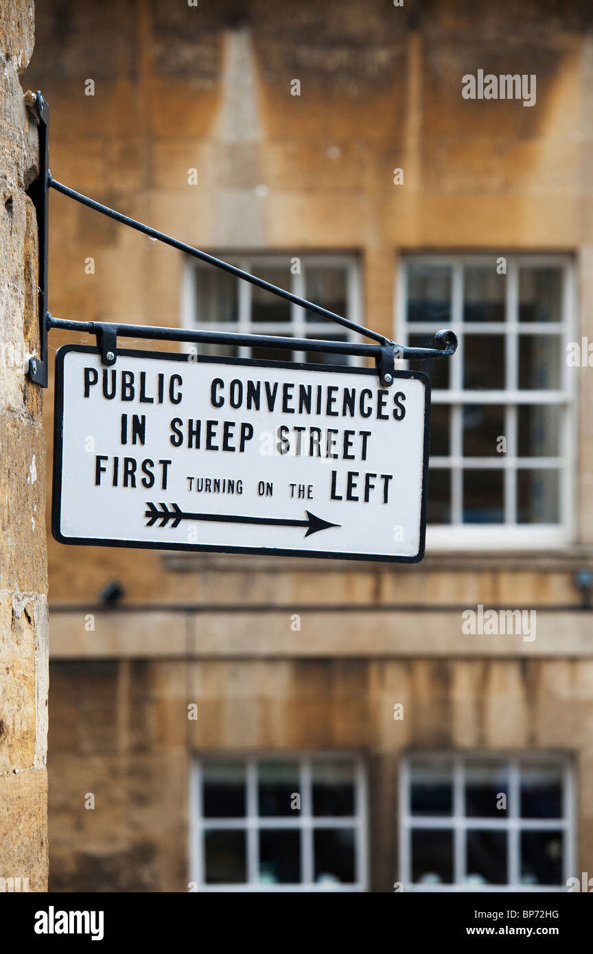 Public Conveniences sign, High street, Chipping Campden, Cotswolds ...