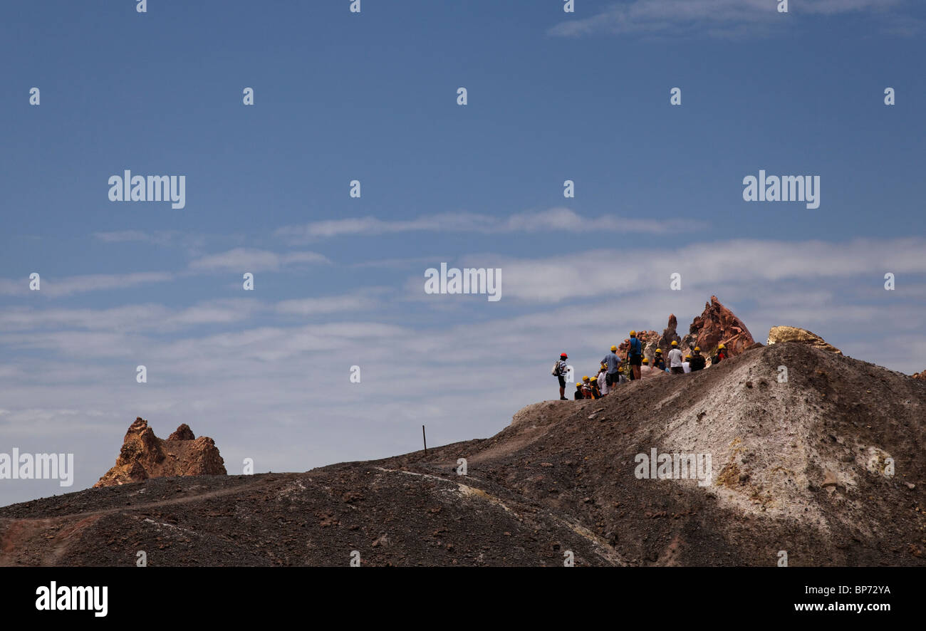 Climbing volcanoes hi-res stock photography and images - Alamy