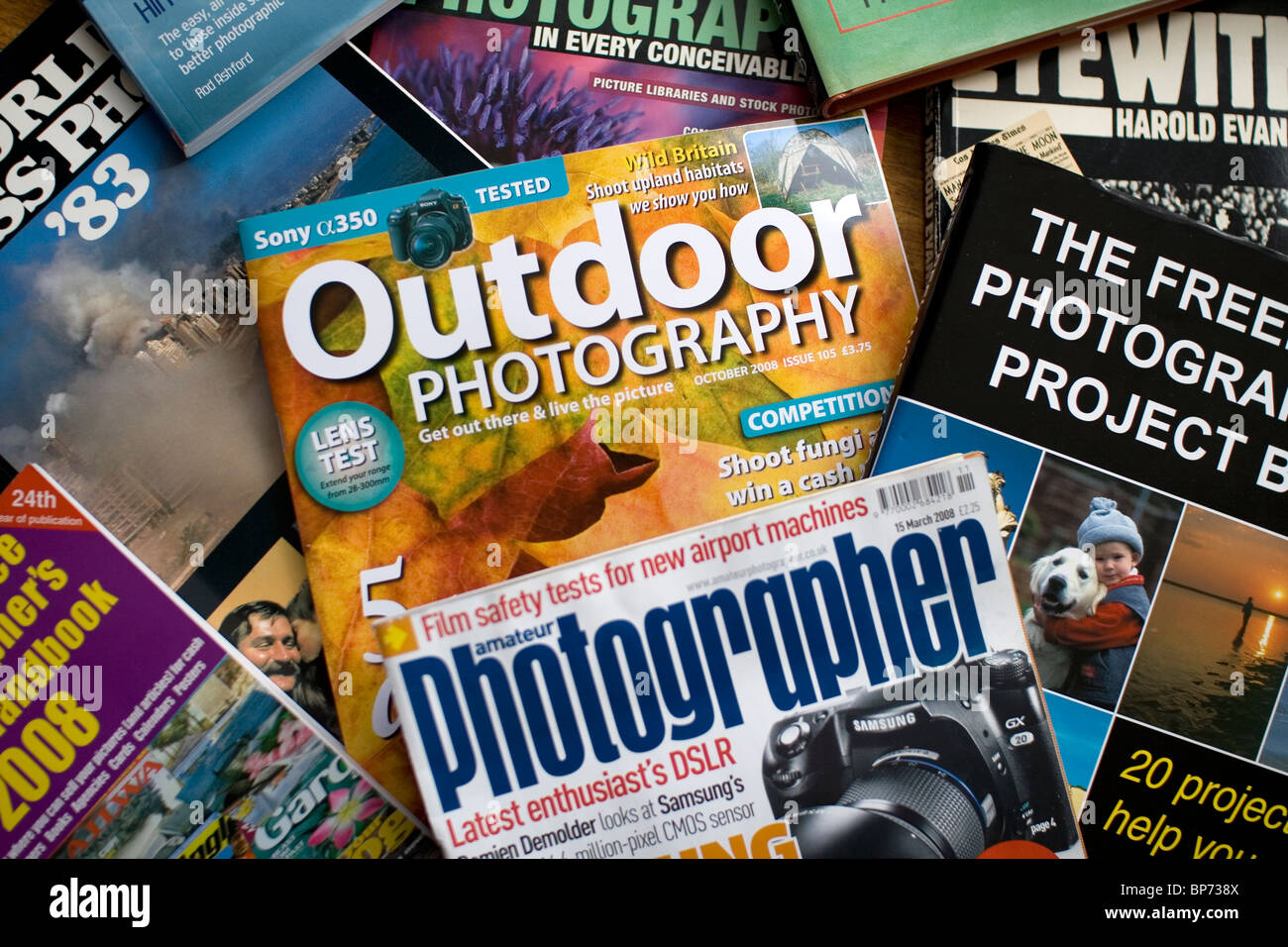 A pile of old photography books and magazines Stock Photo - Alamy