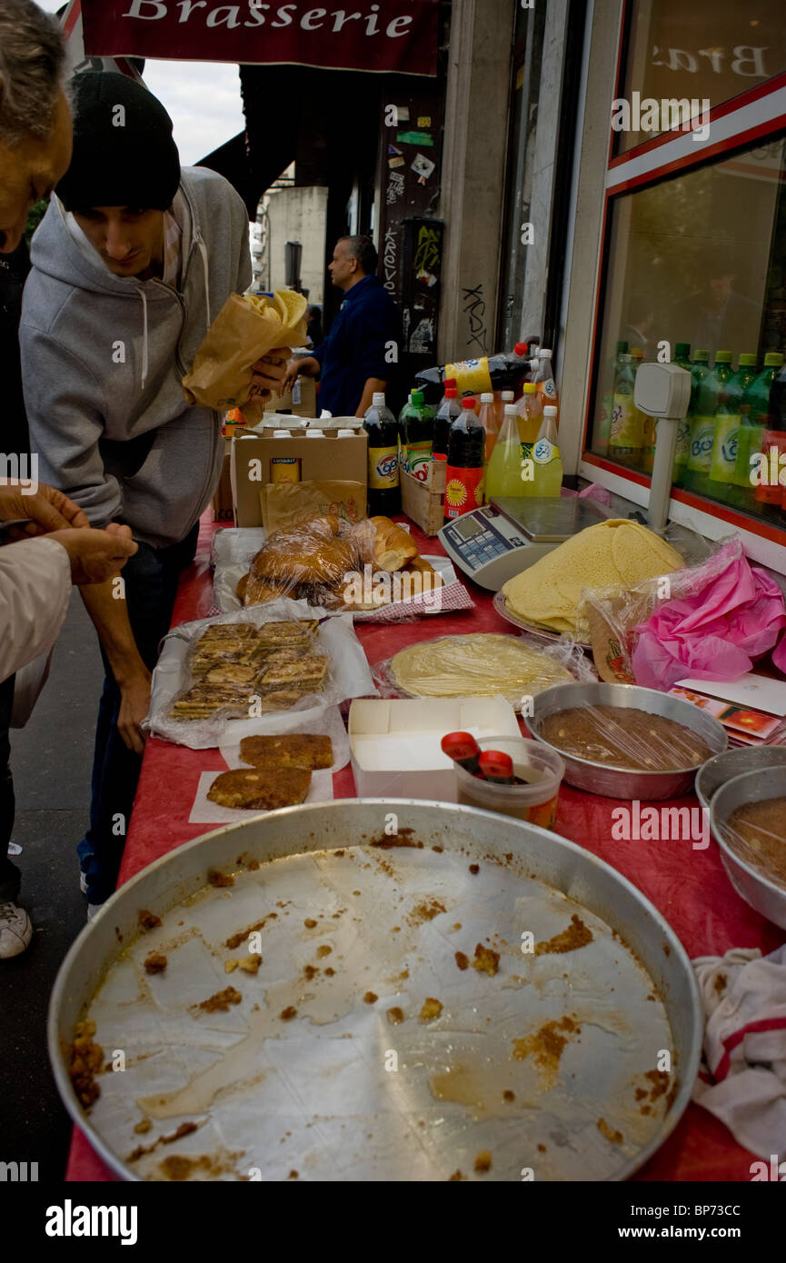 Paris, France, Religion, Ramadan meal Celebrations, Traditional ...